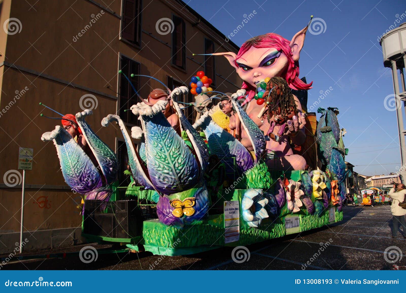 Float, Rio Carnival. Editorial Photo | CartoonDealer.com #4545129