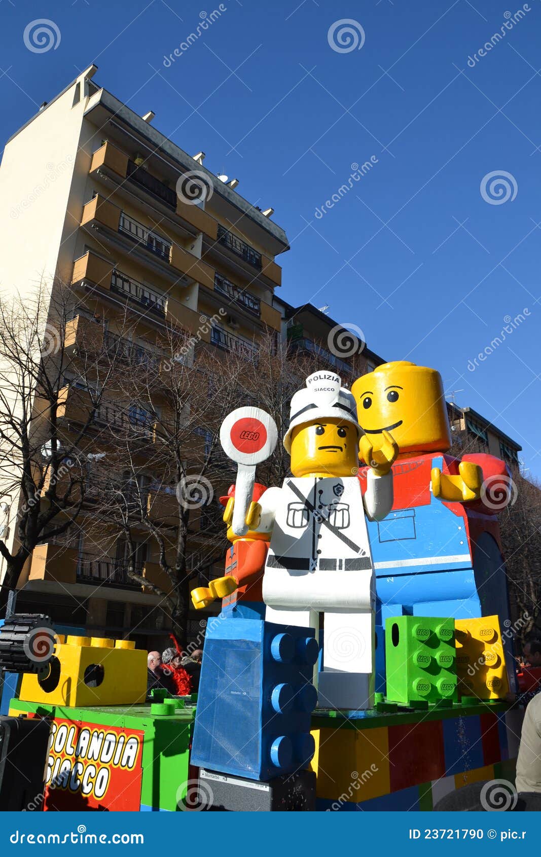 Carnival - Lego Blocks Float Editorial Image - Image of clear, parade ...