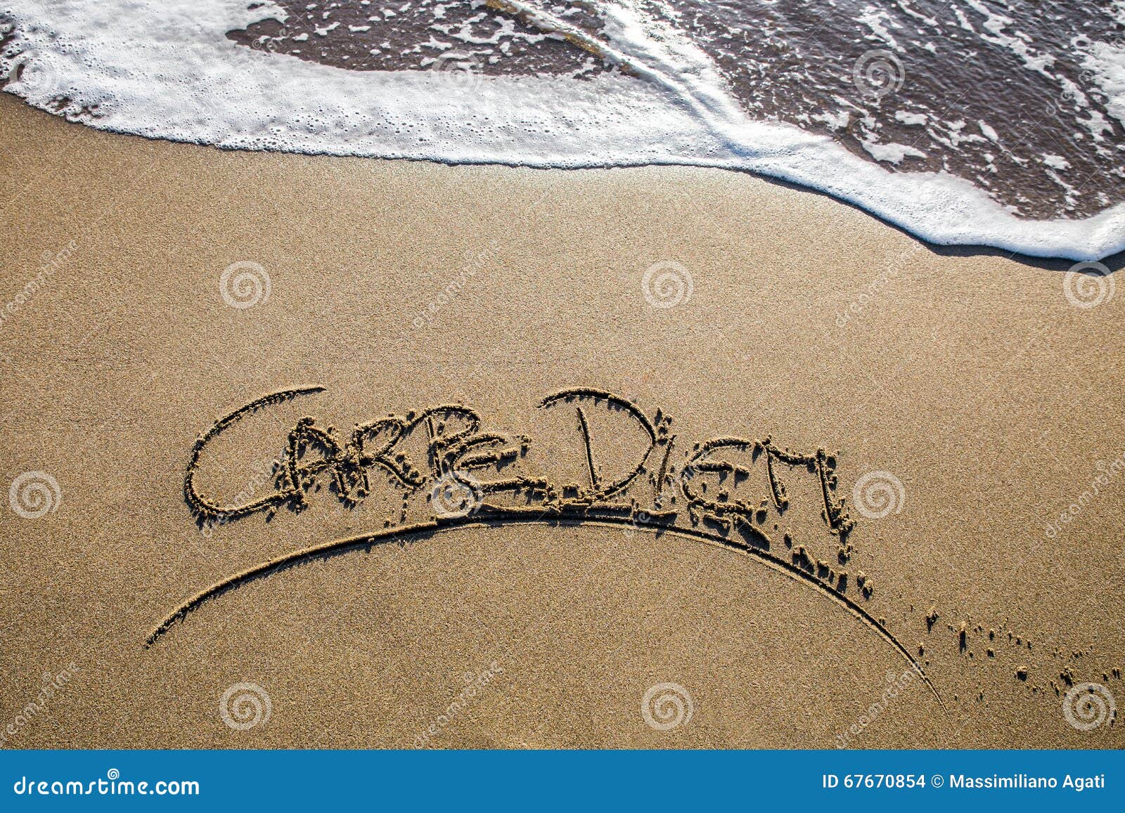 Carpe diem en la playa foto de archivo. Imagen de nadie - 67670854 Carpe diem en la playa foto de archivo. Imagen de nadie - 67670854