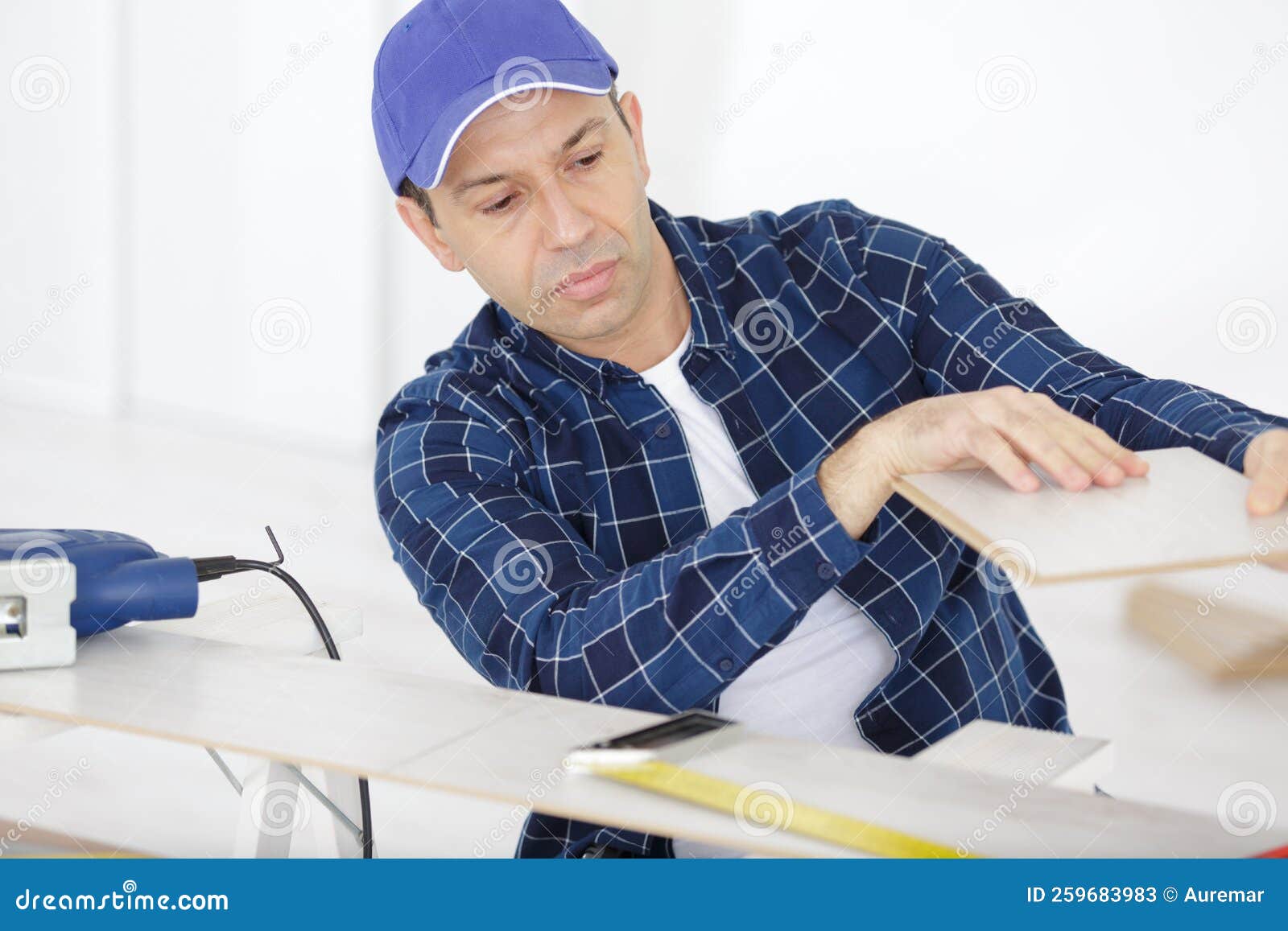 Carpenter Cutting Wood on Electric Saw Stock Image - Image of blade ...