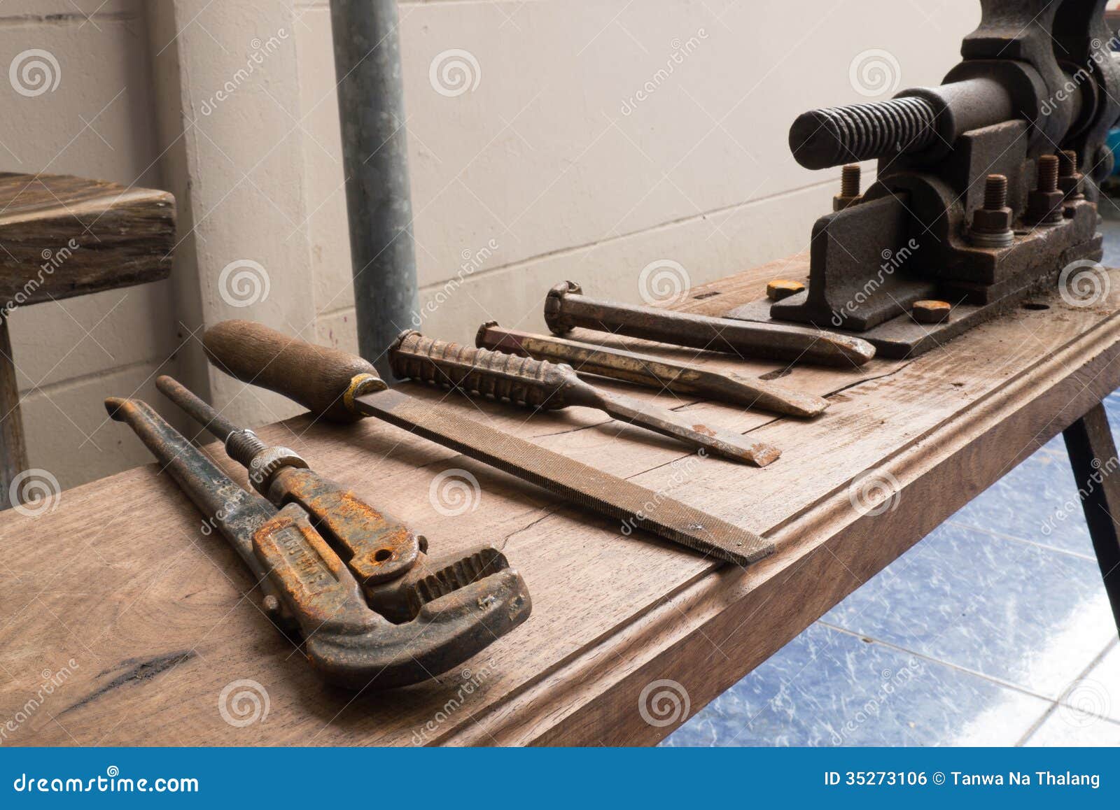 Carpenter tool stock photo. Image of hammer, house, surface - 35273106