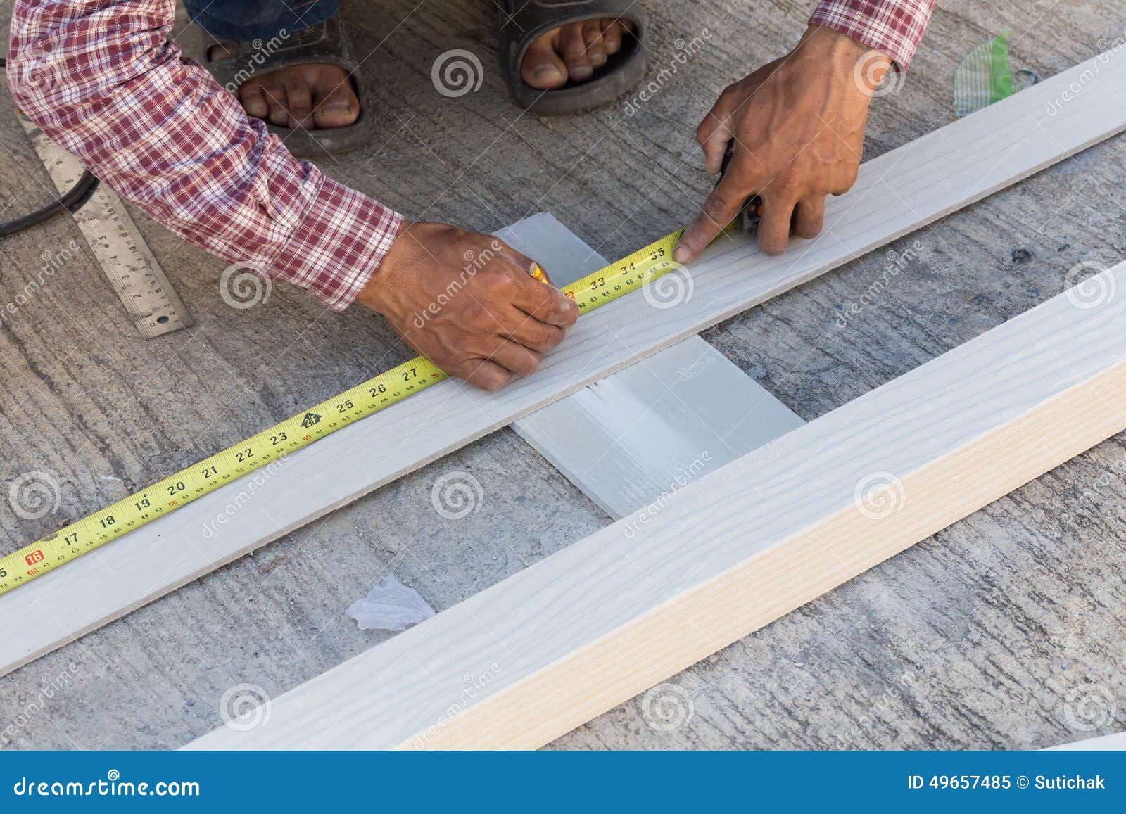 Carpenter Using Ruler To Draw a Line Marking Stock Image - Image of ...