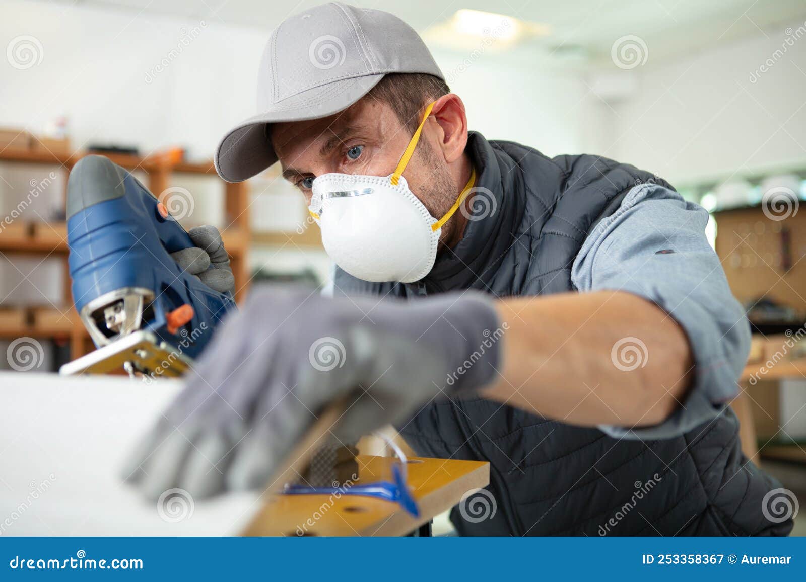 Carpenter Wearing Mask while Using Electric Jigsaw Stock Image - Image ...