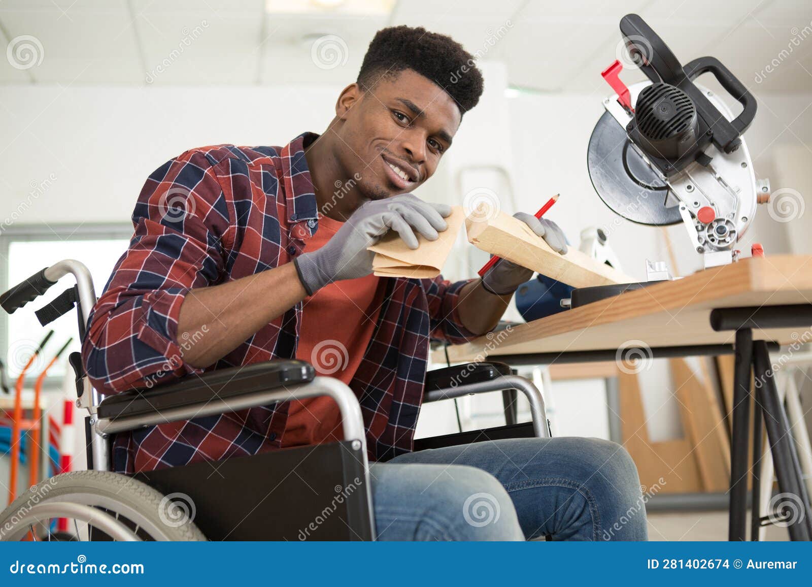 Carpenter in Wheelchair Using Circular Saw Stock Photo - Image of tool ...