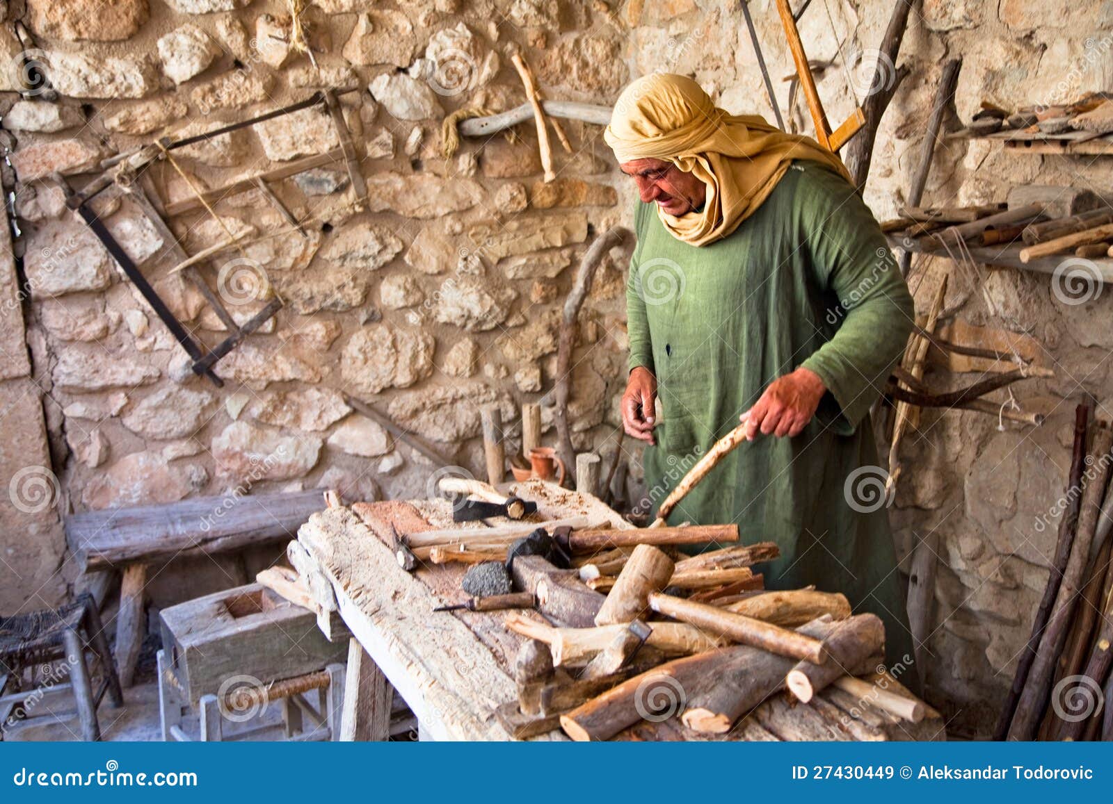 Traditional Carpenter Close Up Working Hands With Carpeting Tools ...