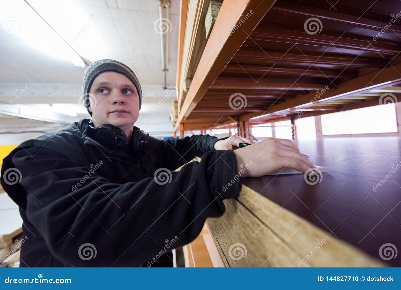 Carpenter Writing a Receipt Stock Photo - Image of modern, decor: 144827710