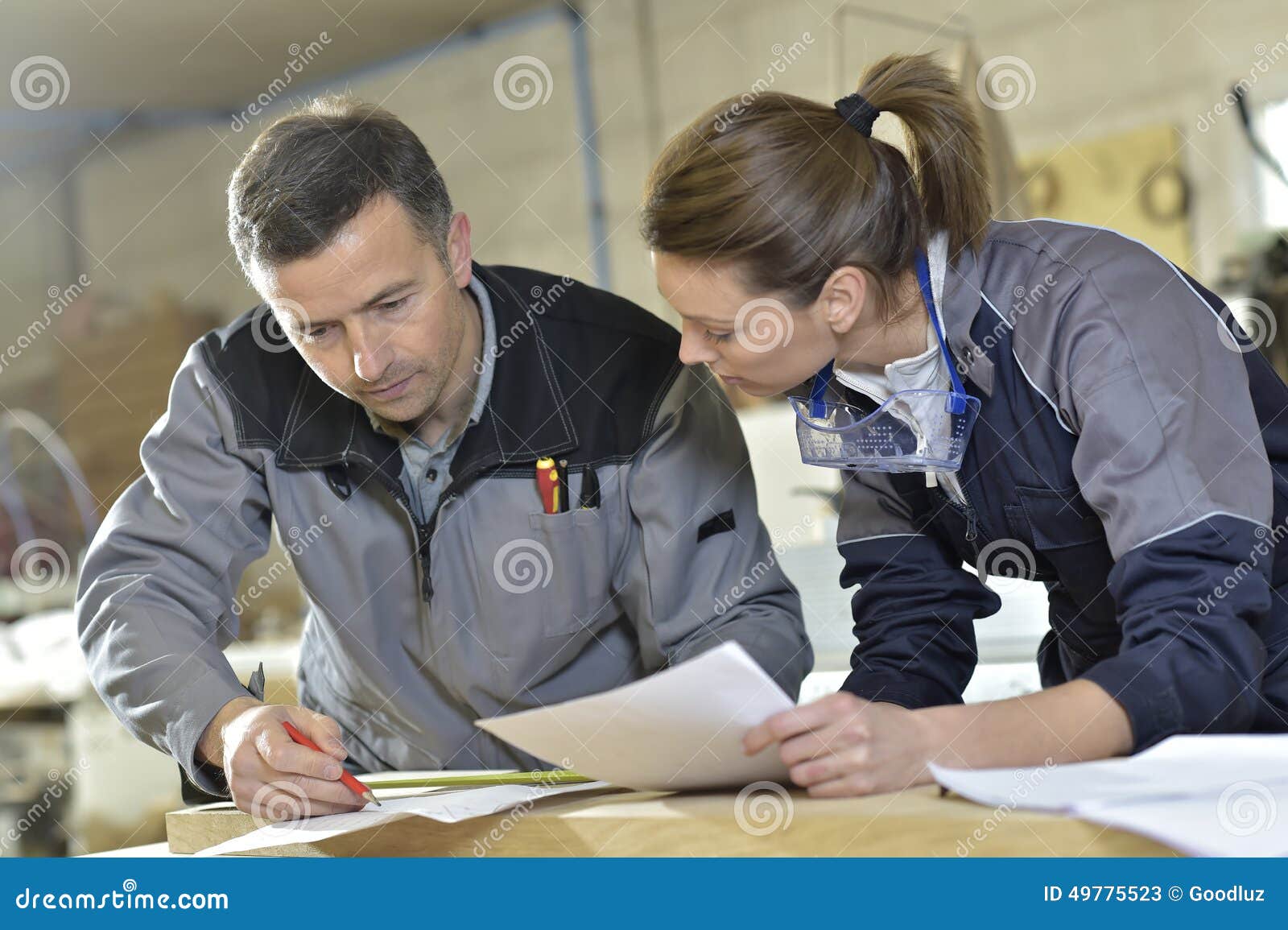 Carpentry Instructor Teaching Trainee Stock Image - Image of instructor ...