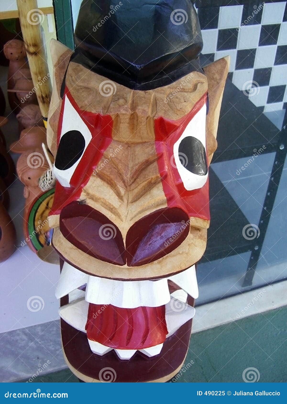 Carranca imagem de stock. Imagem de susto, assustador, africano - 490225