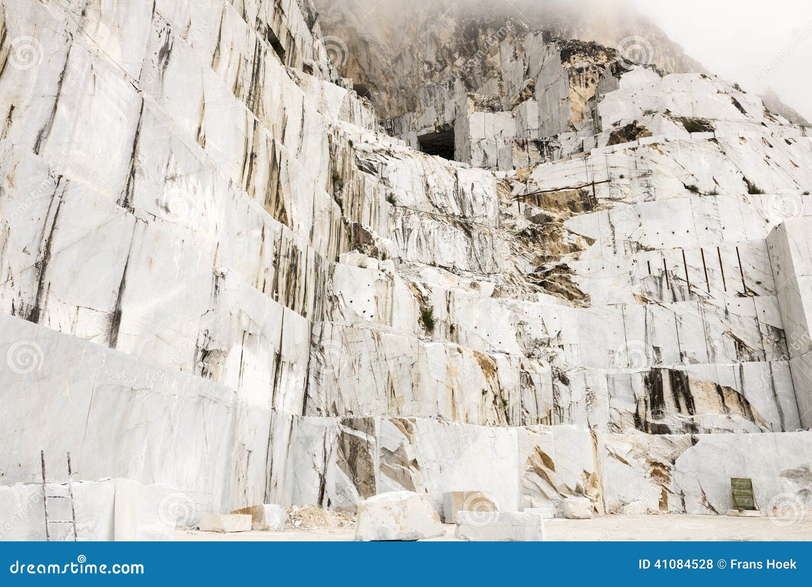 Carrara Marble quarries stock photo. Image of quarry - 41084528
