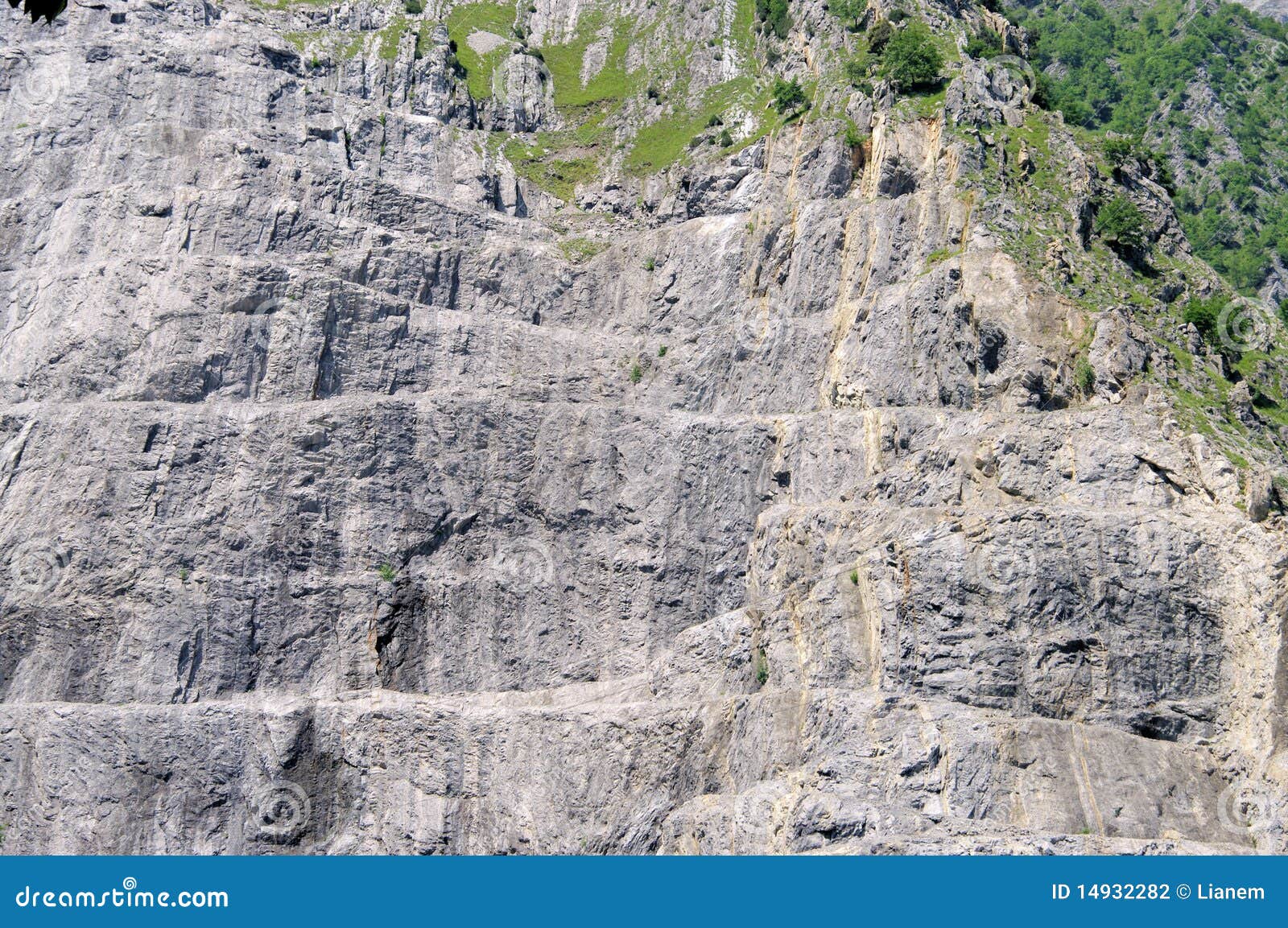 Carrara marble stone pit stock photo. Image of heavy - 14932282