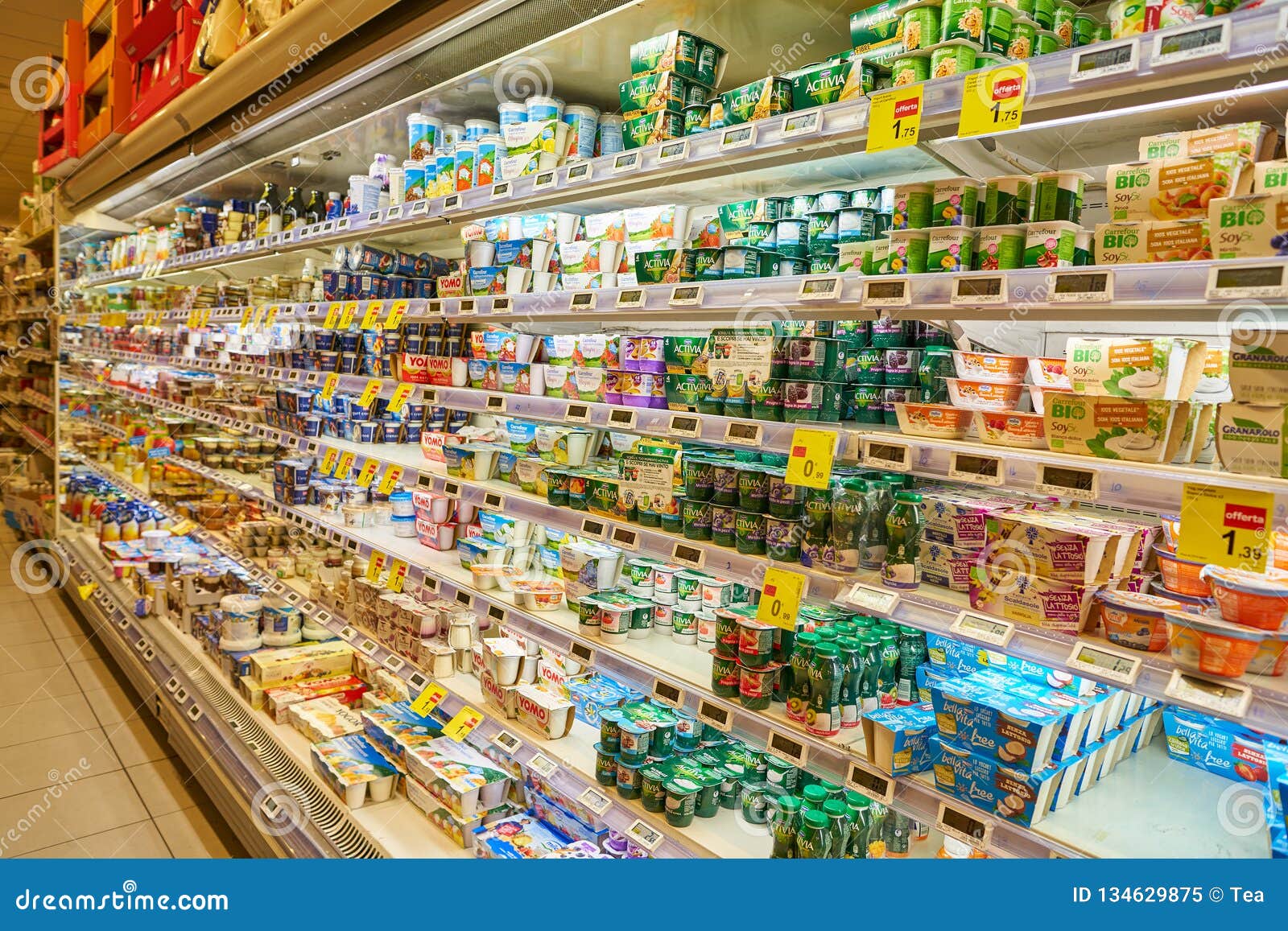 Carrefour editorial image. Image of inside, editorial - 134629875