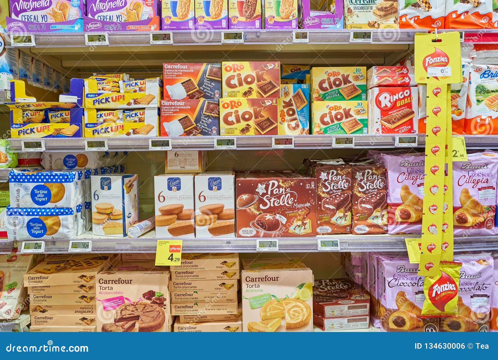 Carrefour editorial photo. Image of shelf, supermarket - 134630006