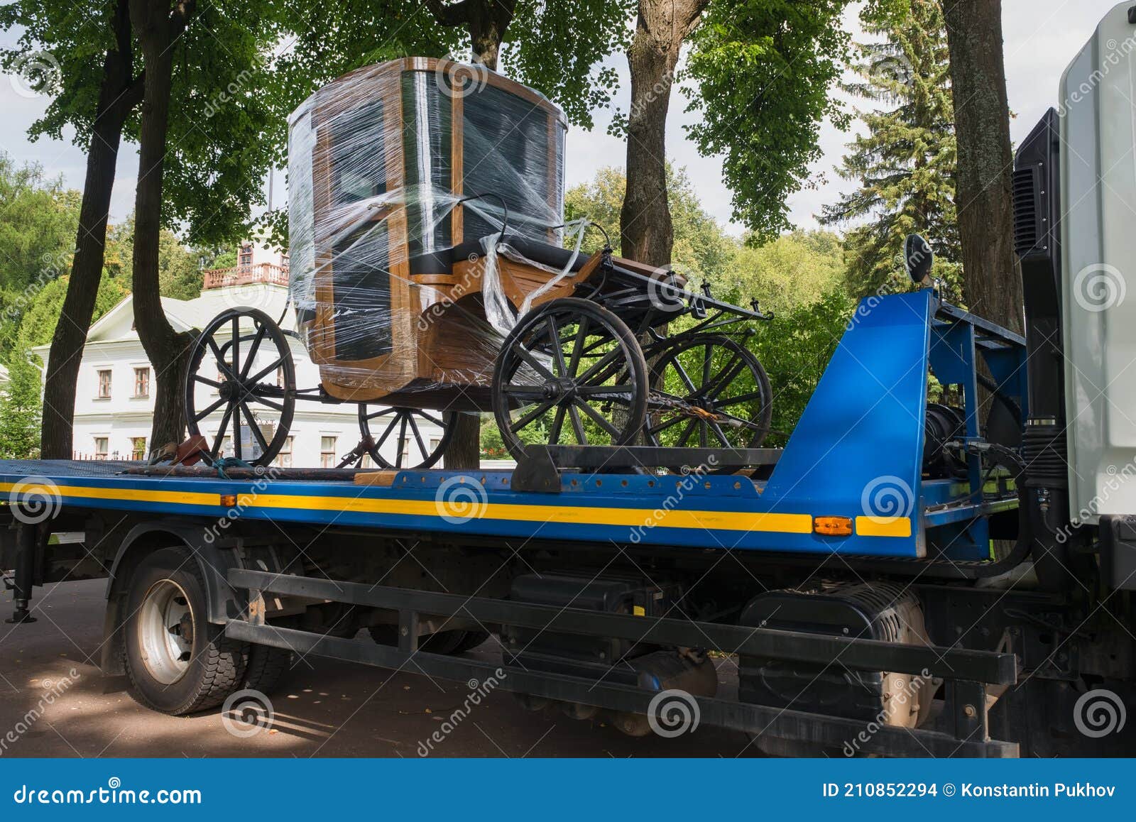 The Carriage is Ready for Transportation Stock Photo - Image of drive ...