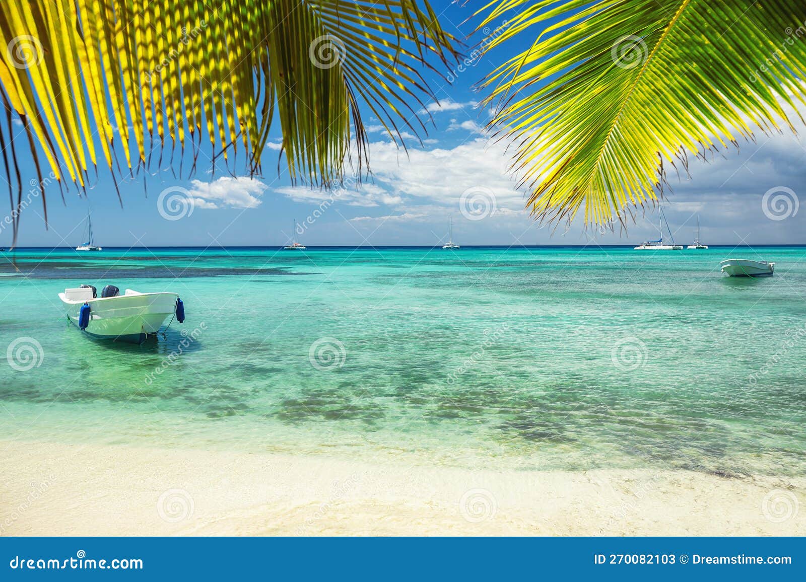 Beautiful Caribbean Sea and Boat on the Shore of Exotic Tropical Island ...