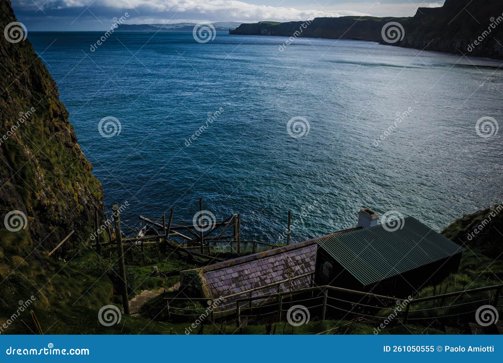 Carrick-a-rede Cottage Near Bushmills Stock Image - Image of island ...