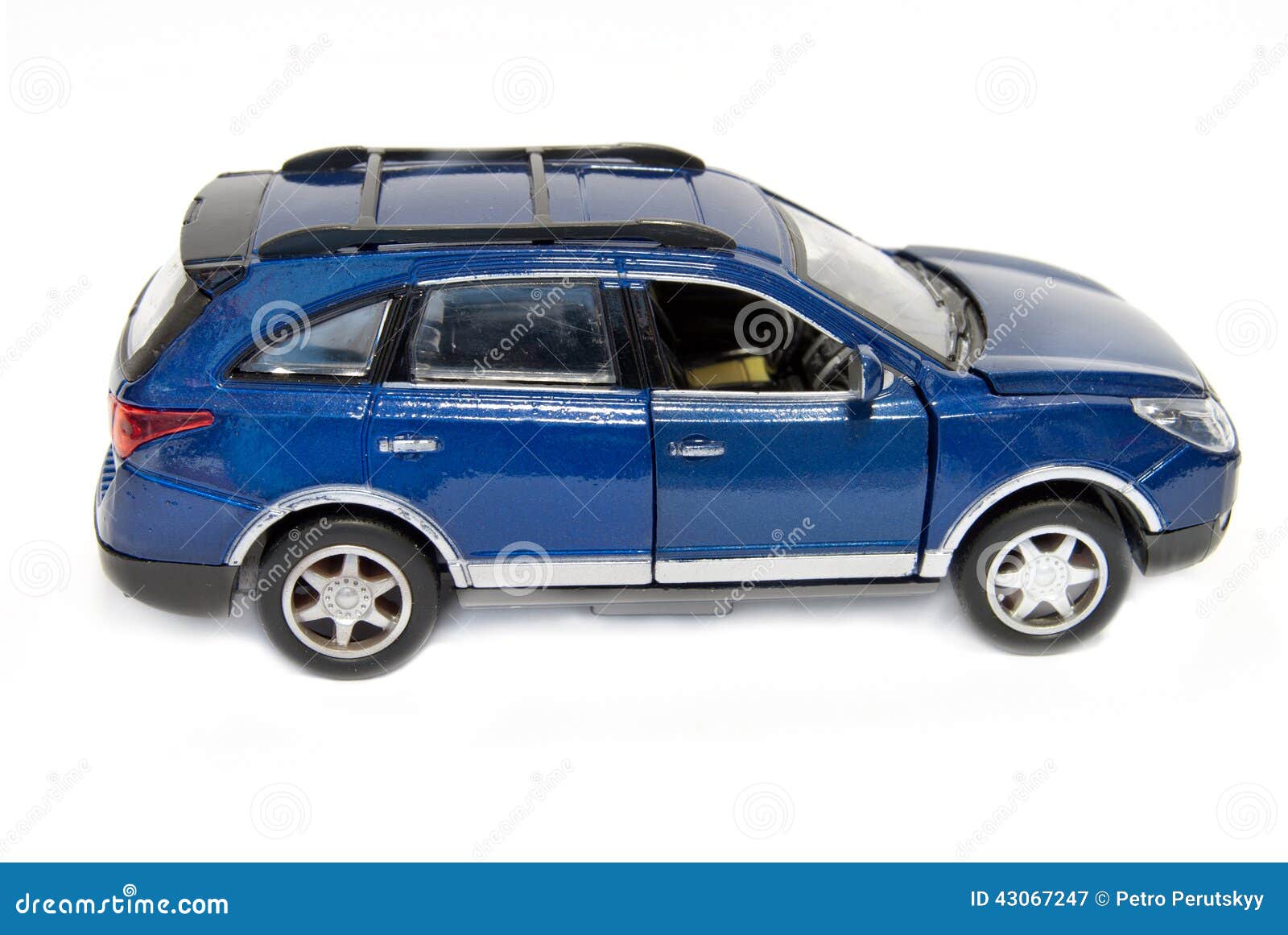 Carro azul fotografia editorial. Imagem de carro, contemporâneo - 43067247