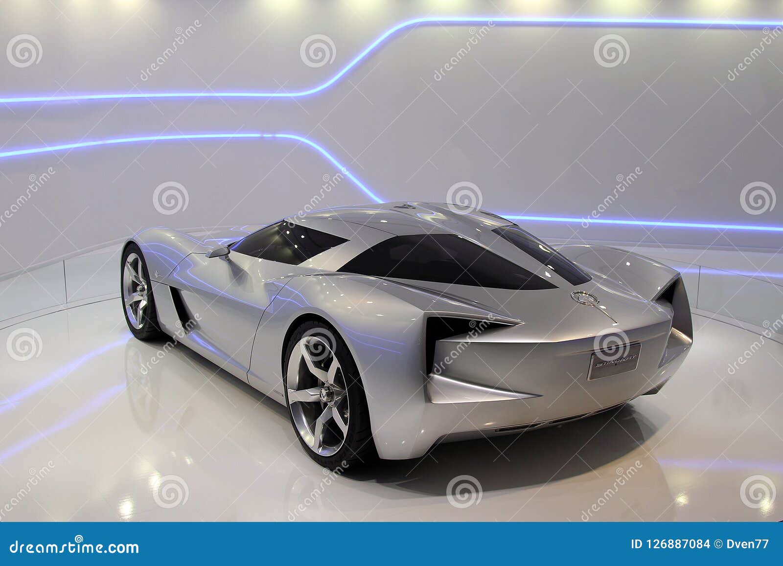 Carro Da Prata Da Arraia-lixa De Corveta Do Carro Do Conceito Imagem de ...