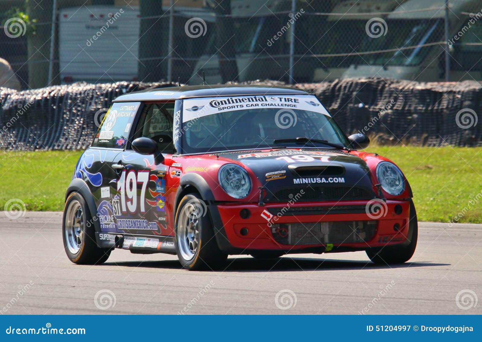 Carro De Competência De Mini Cooper S Fotografia Editorial - Imagem de ...