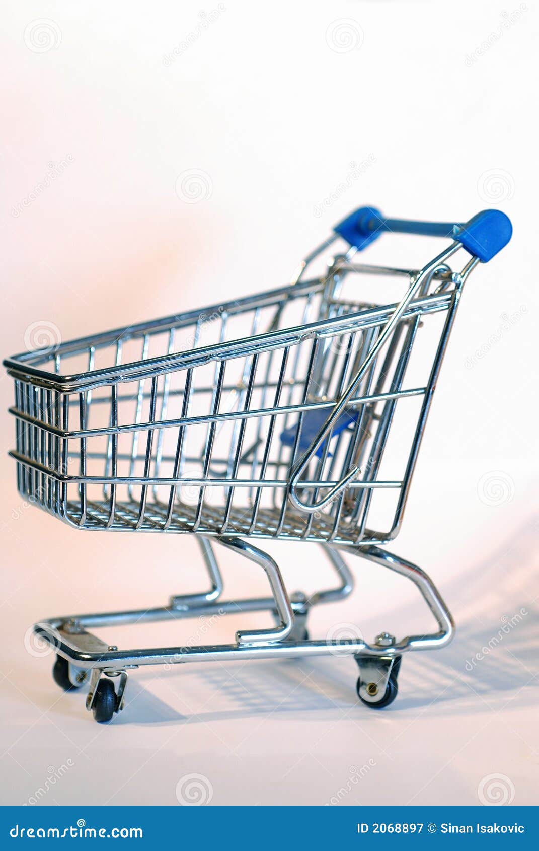 Carro de compras imagen de archivo. Imagen de compra, forma - 2068897