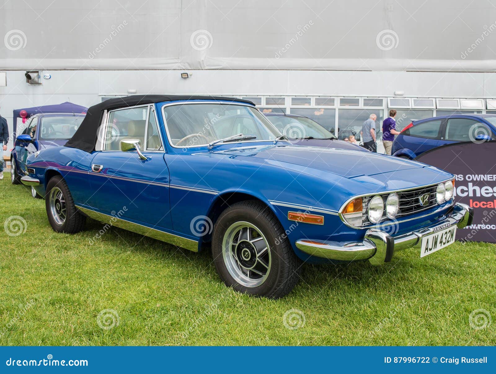 Carro De Triumph Do Azul 1973 Fotografia Editorial - Imagem de ...