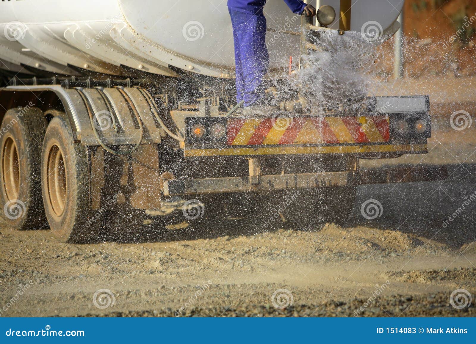 Carro del agua imagen de archivo. Imagen de fango, arena - 1514083