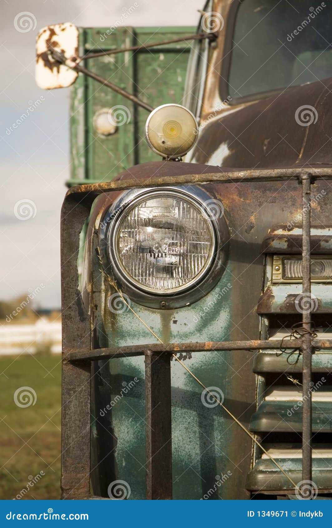 Carro rústico 1 imagen de archivo. Imagen de rural, verano - 1349671