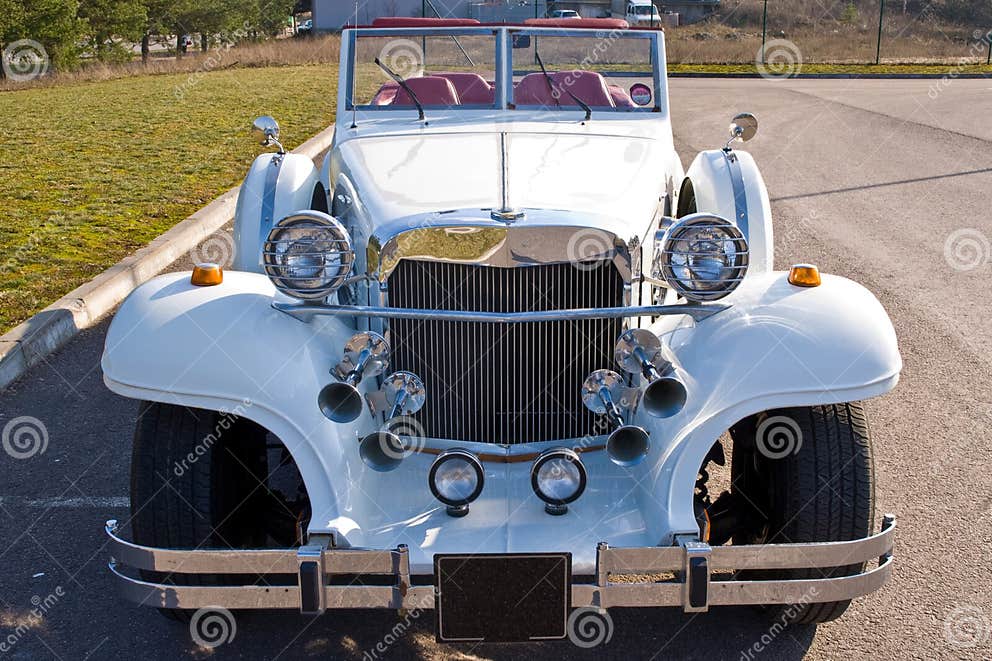 Carro raro de Excalibur imagem de stock. Imagem de esporte - 4615843