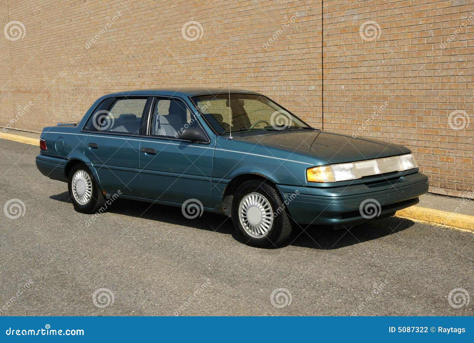 Carro Usado Do Topaz Do Mercury Foto de Stock - Imagem de corpo, usado ...