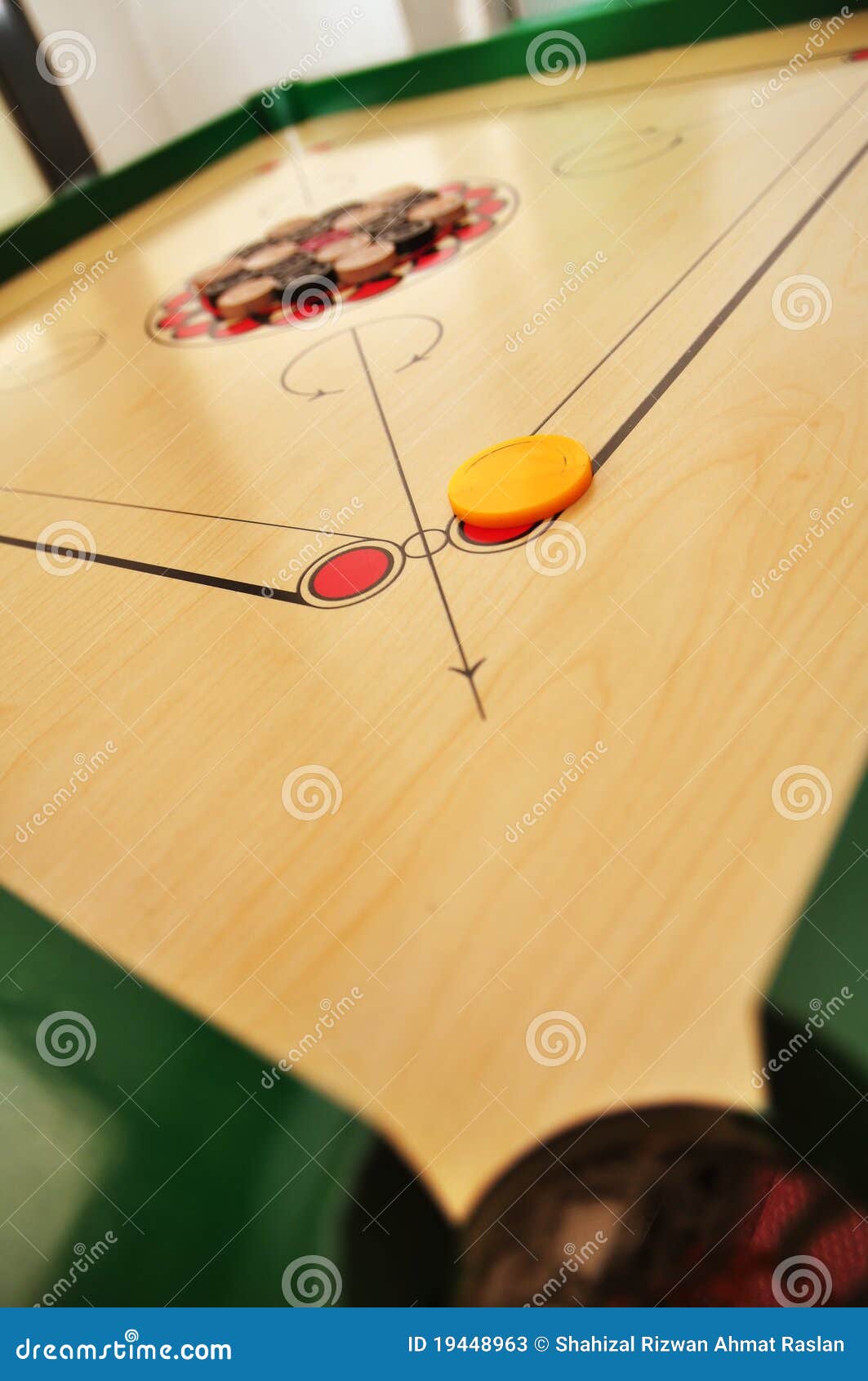 Carrom stock image. Image of round, hole, lost, entertainment - 19448963