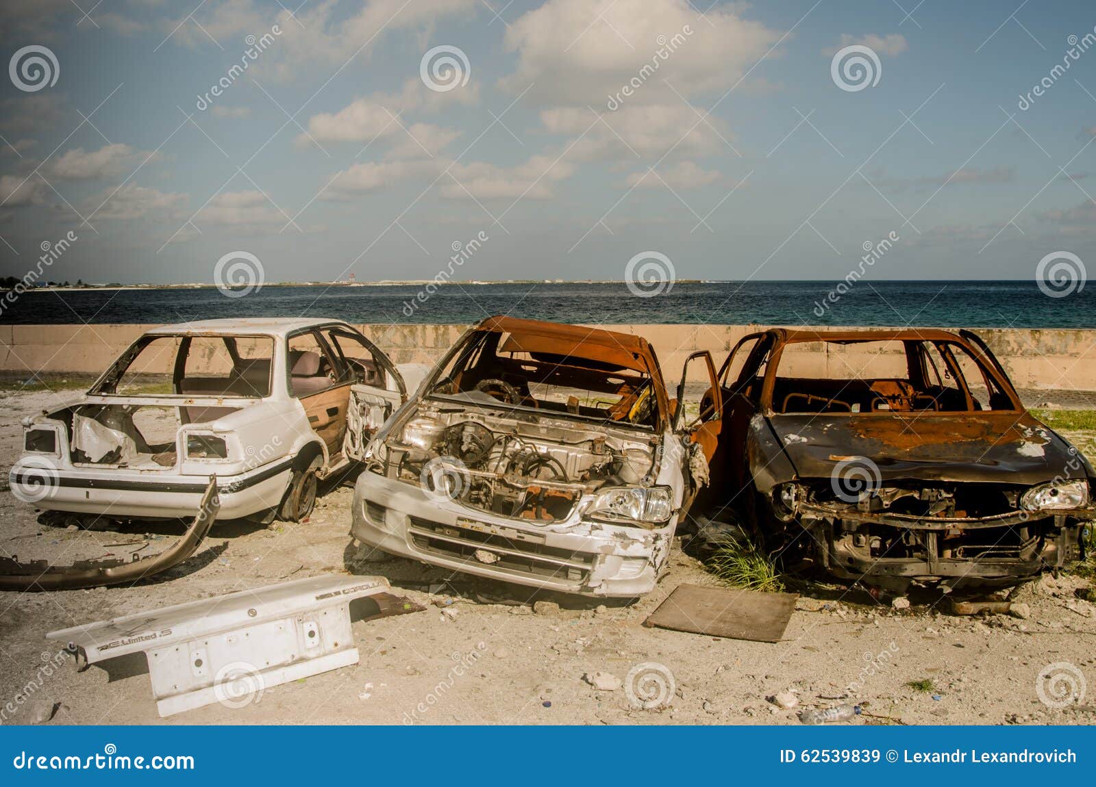 imagens de stock Carros Quebrados - Baixe 242 Royalty Free