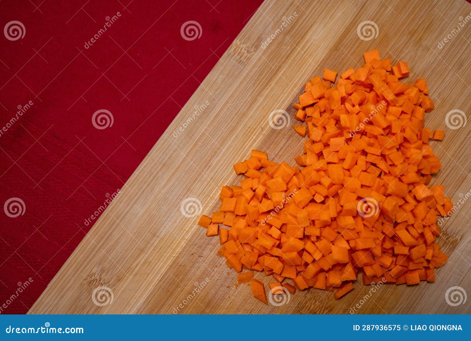 Carrots in the Shape of a Heart Stock Image - Image of lifestyle, tasty ...