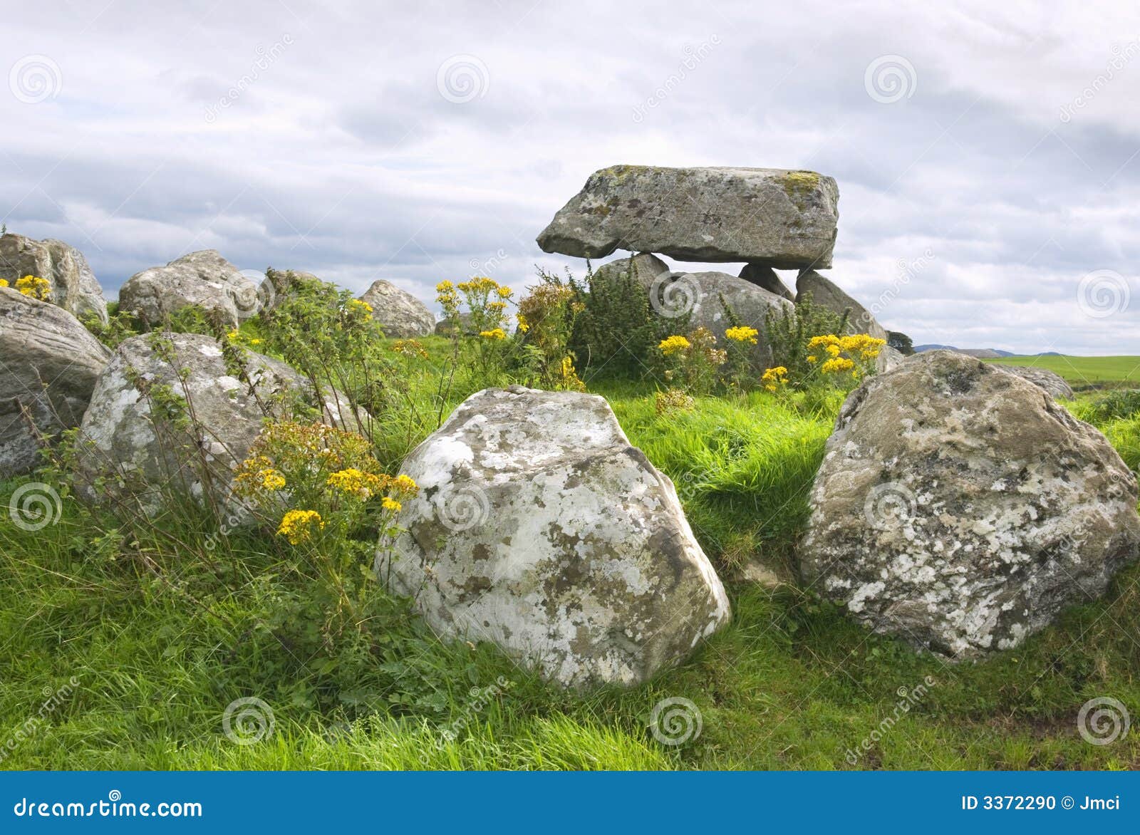 Carrowmore Megalithic Cemetery Stock Photo - Image of grass, capstone ...