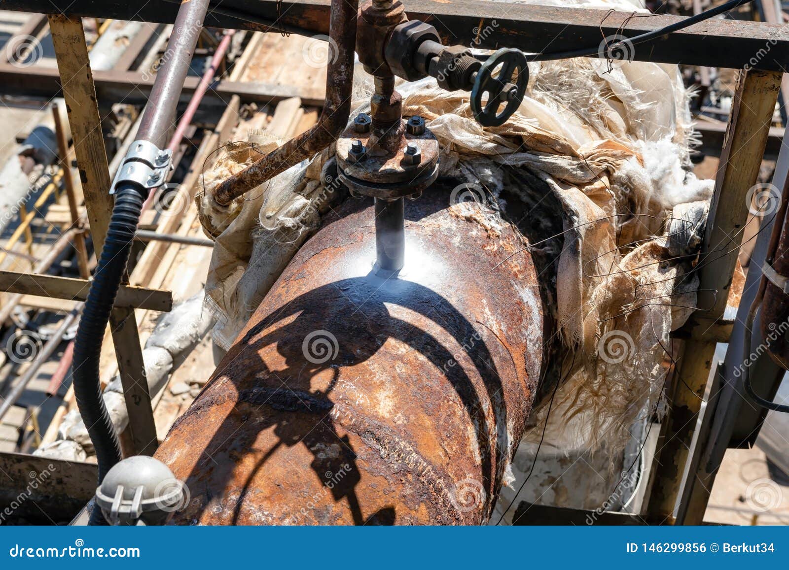 Carrying Out Color Flaw Detection To Detect Surface Defects Stock Photo ...