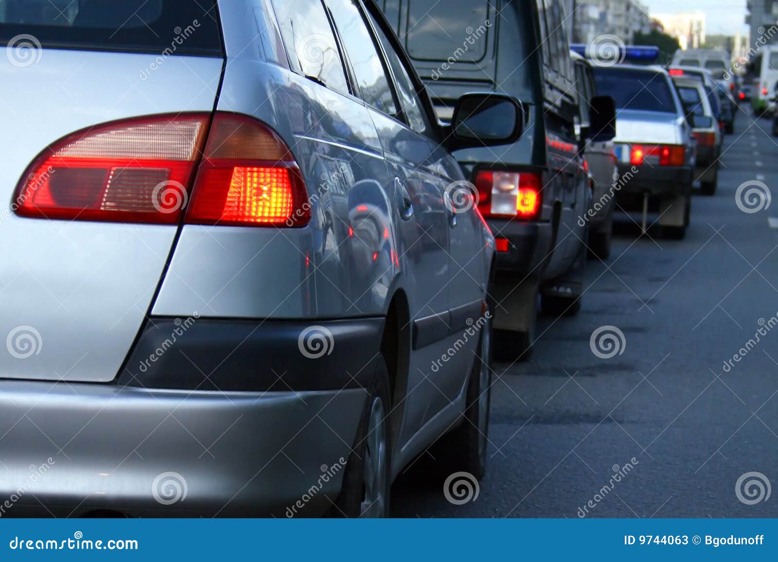 Cars stopper stock image. Image of thoroughfare, rush - 9744063