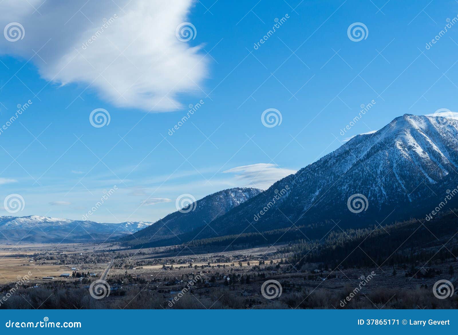 The Carson Range, Western Nevada Stock Image - Image of capped, grade ...