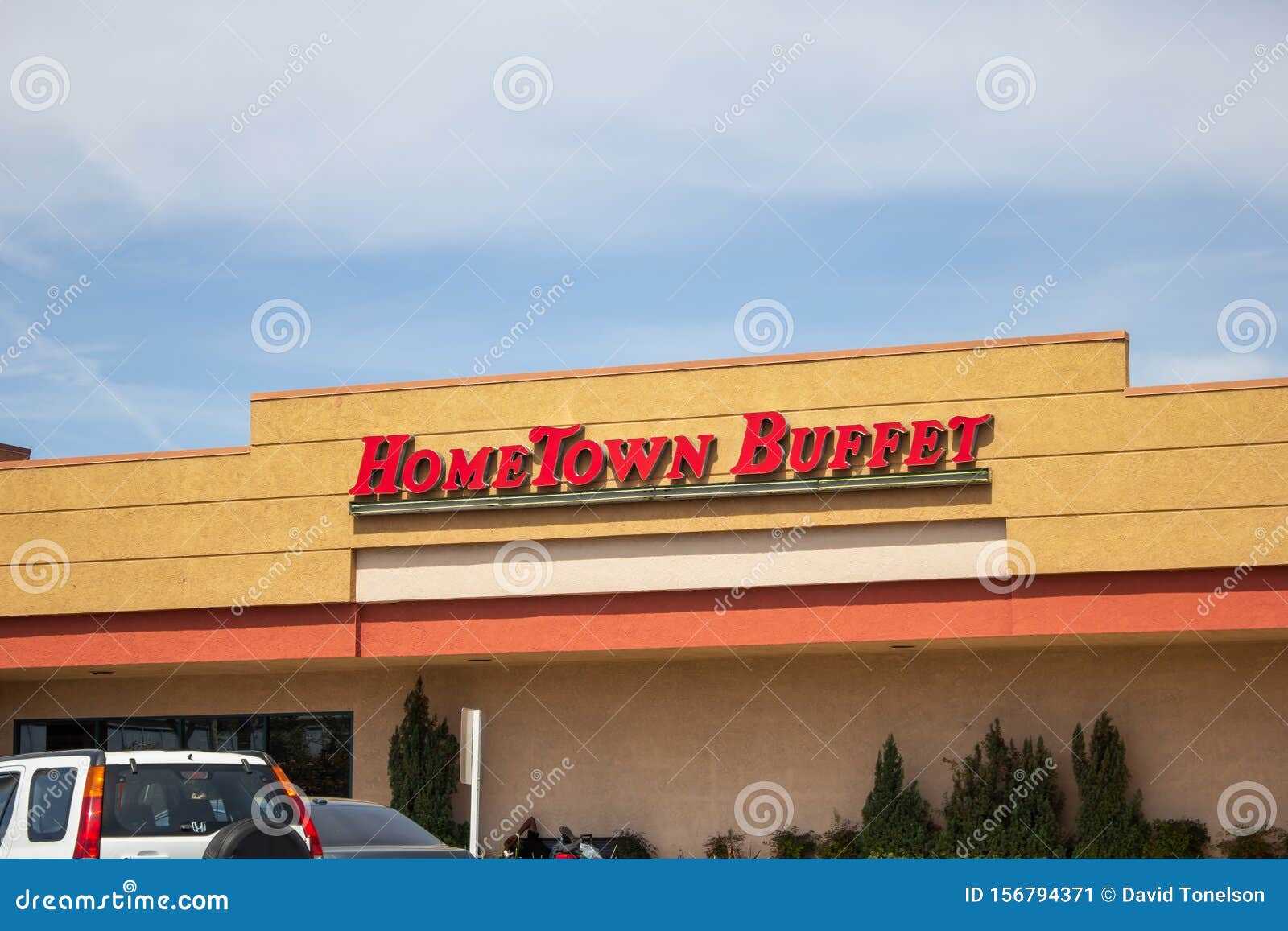 Cartel Del Restaurante HomeTown Buffet Foto editorial - Imagen de ...