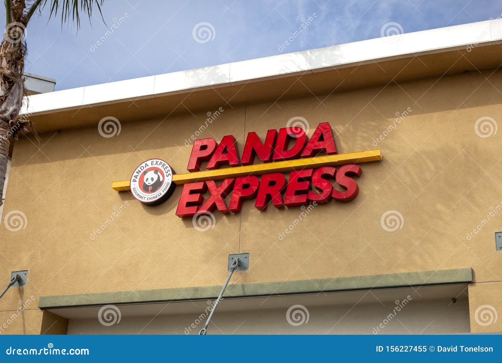 Cartel Del Restaurante Panda Express Imagen editorial - Imagen de ...