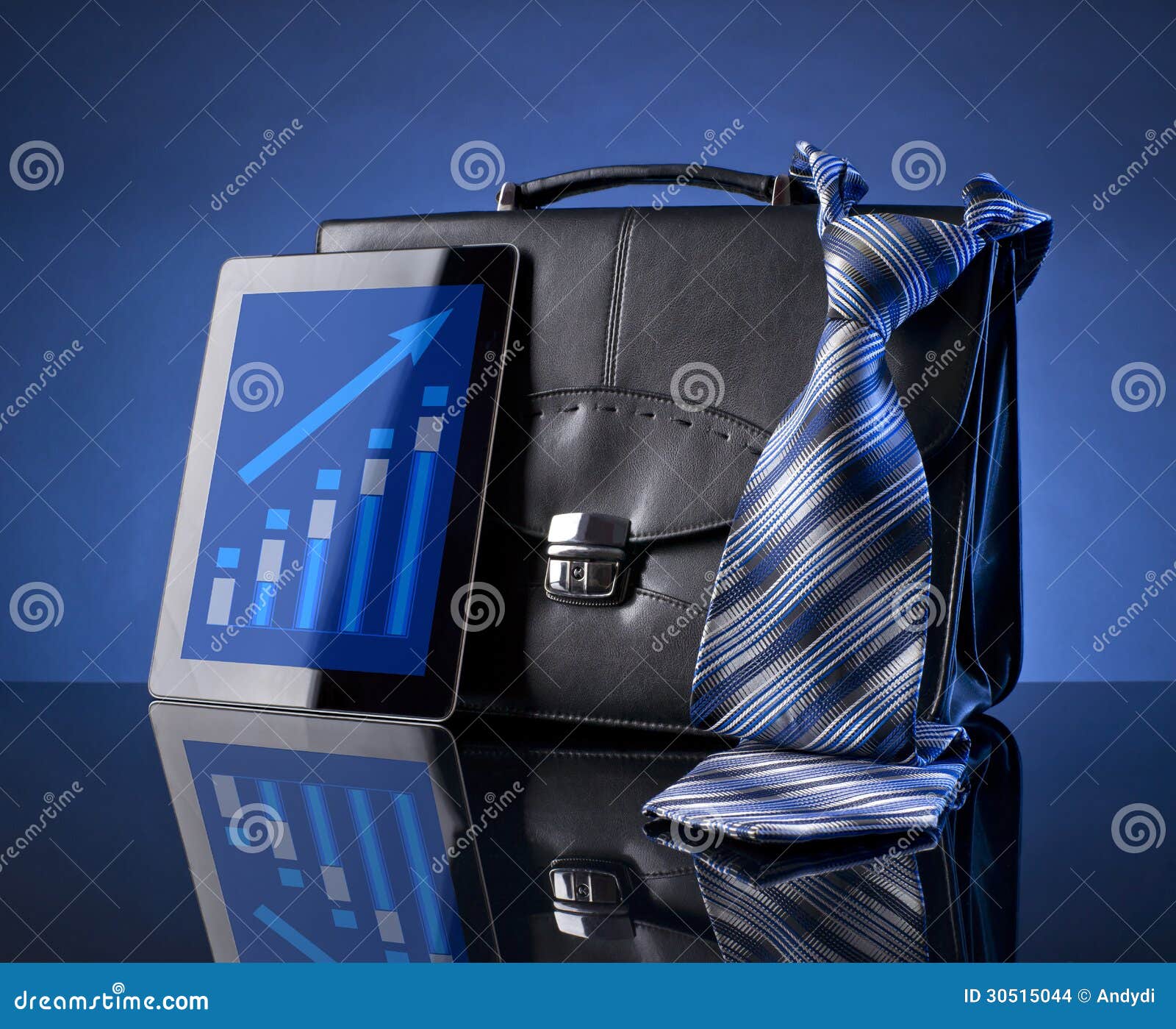 Cartella, La Compressa E Legame Fotografia Stock - Immagine di ufficio ...