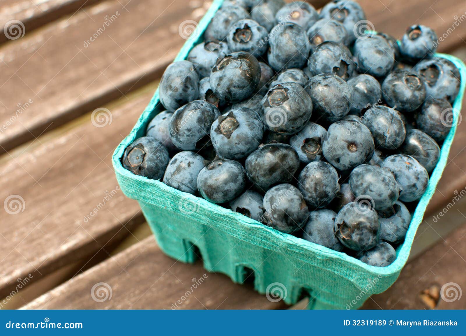 Carton Box with Fresh Ripe Blueberries Stock Image - Image of color ...