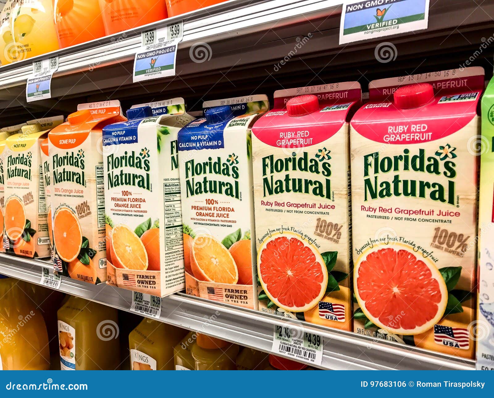 Cartons de jus photo éditorial. Image of éléments, support - 97683106