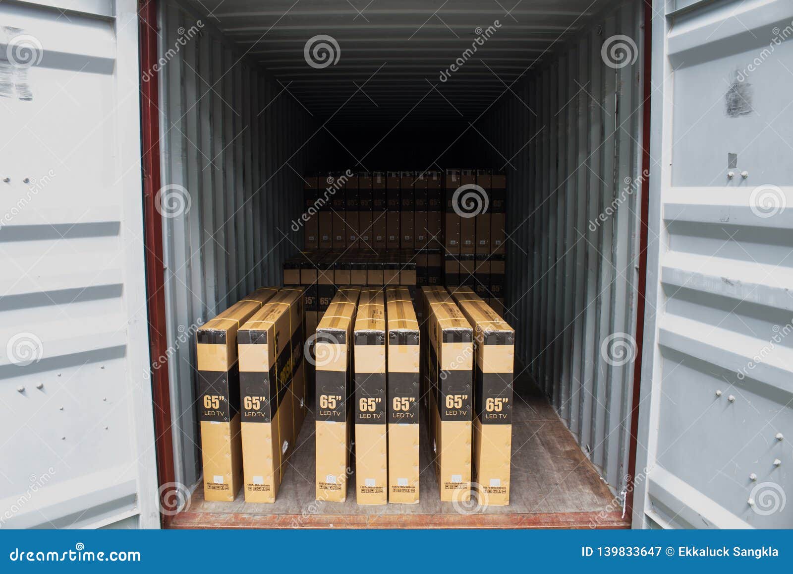 The Cartons with Loading into of Container Stock Image - Image of dock ...