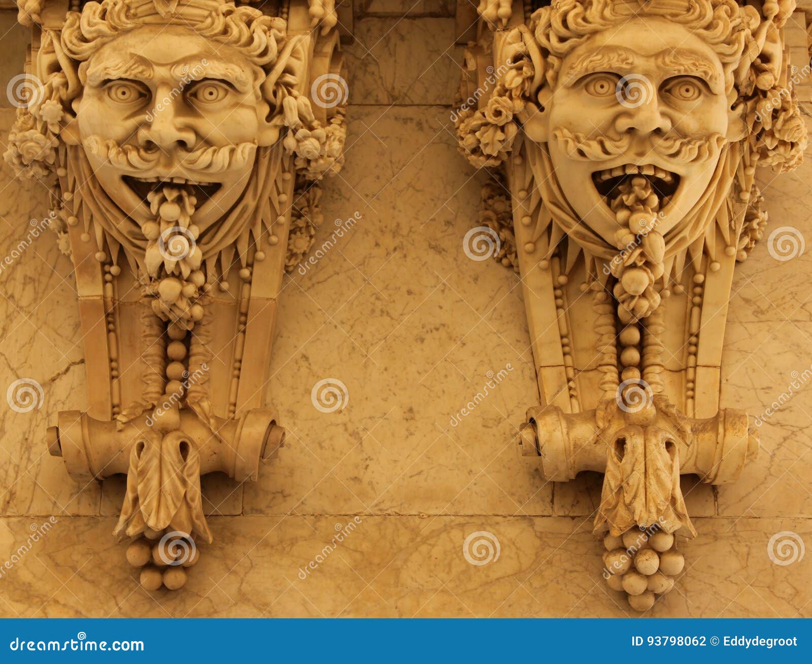 Caryatid stock foto. Image of achtergrond, wijfje, grieks - 93798062