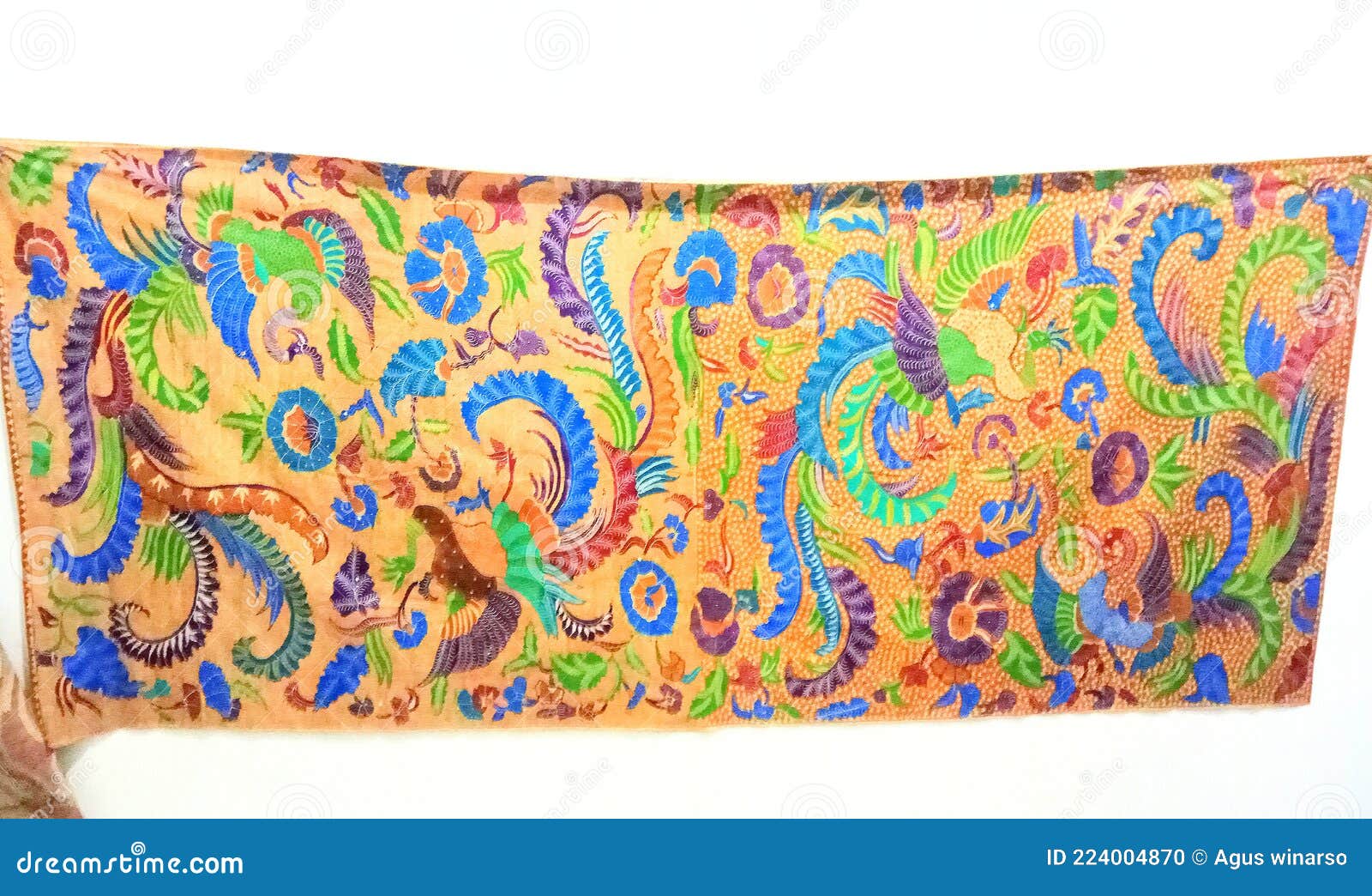 Casa batik foto de archivo. Imagen de original, handmade - 224004870