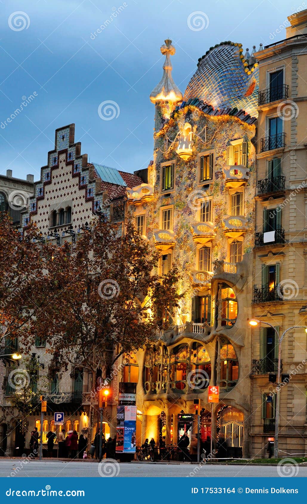 Casa Batllo, Barcelona editorial stock image. Image of evening - 17533164
