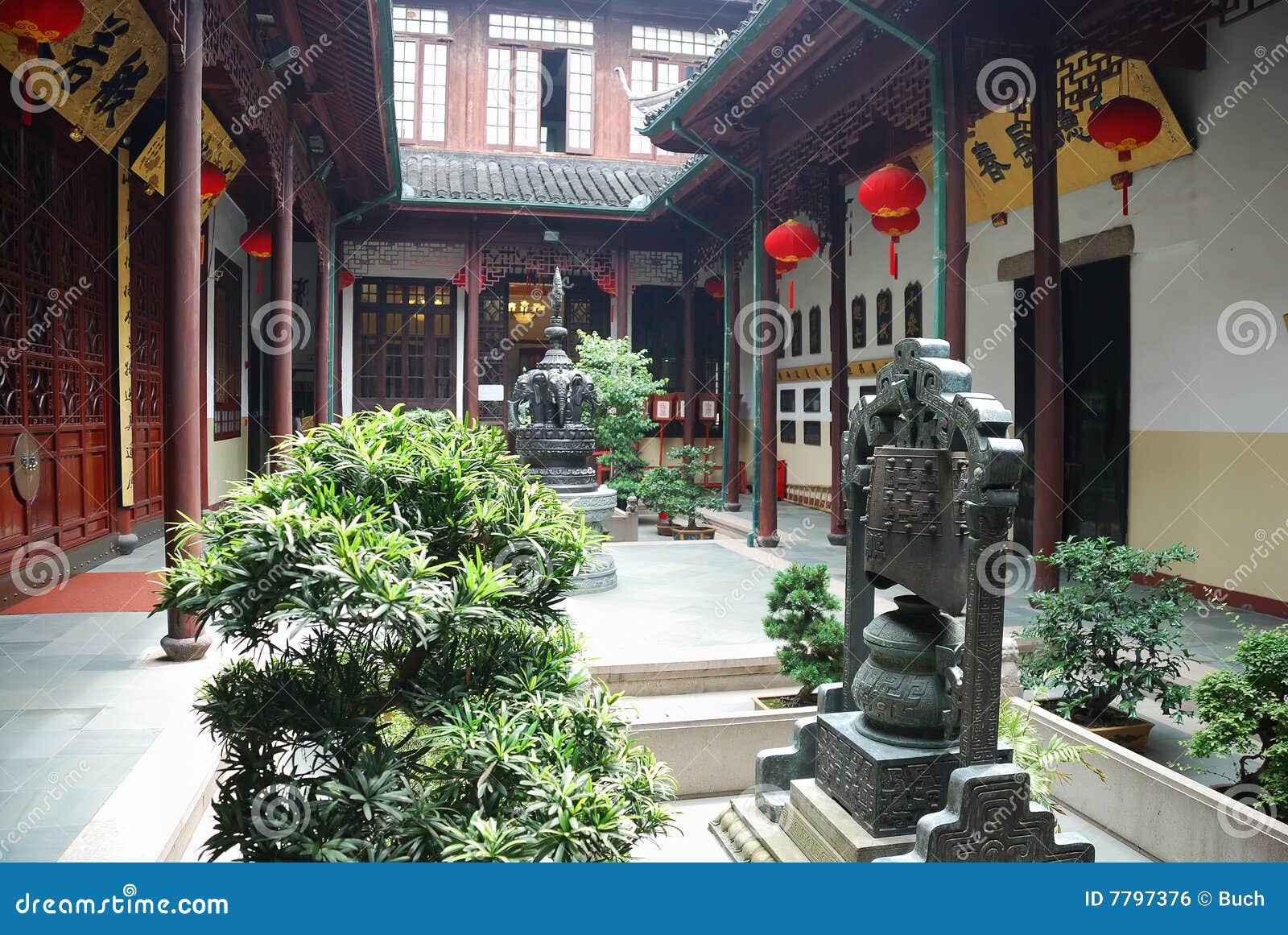 Casa china antigua foto de archivo. Imagen de porcelana - 7797376