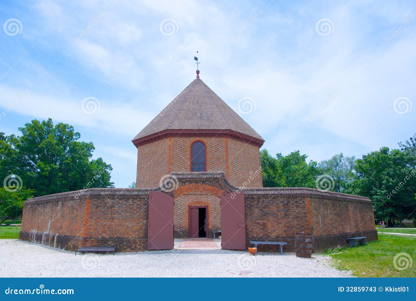 Casa De Bloque Colonial De La Era Foto de archivo editorial - Imagen de ...