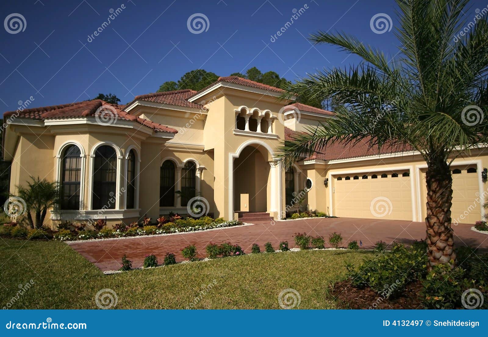 Casa de la Florida imagen de archivo. Imagen de cielo - 4132497