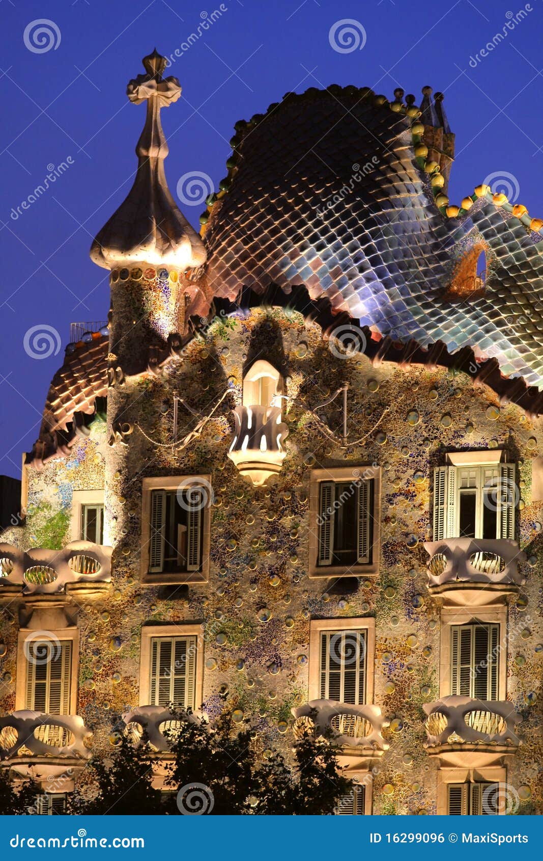 Casa di Gaudi. Case Batllo fotografia editoriale. Immagine di arte ...