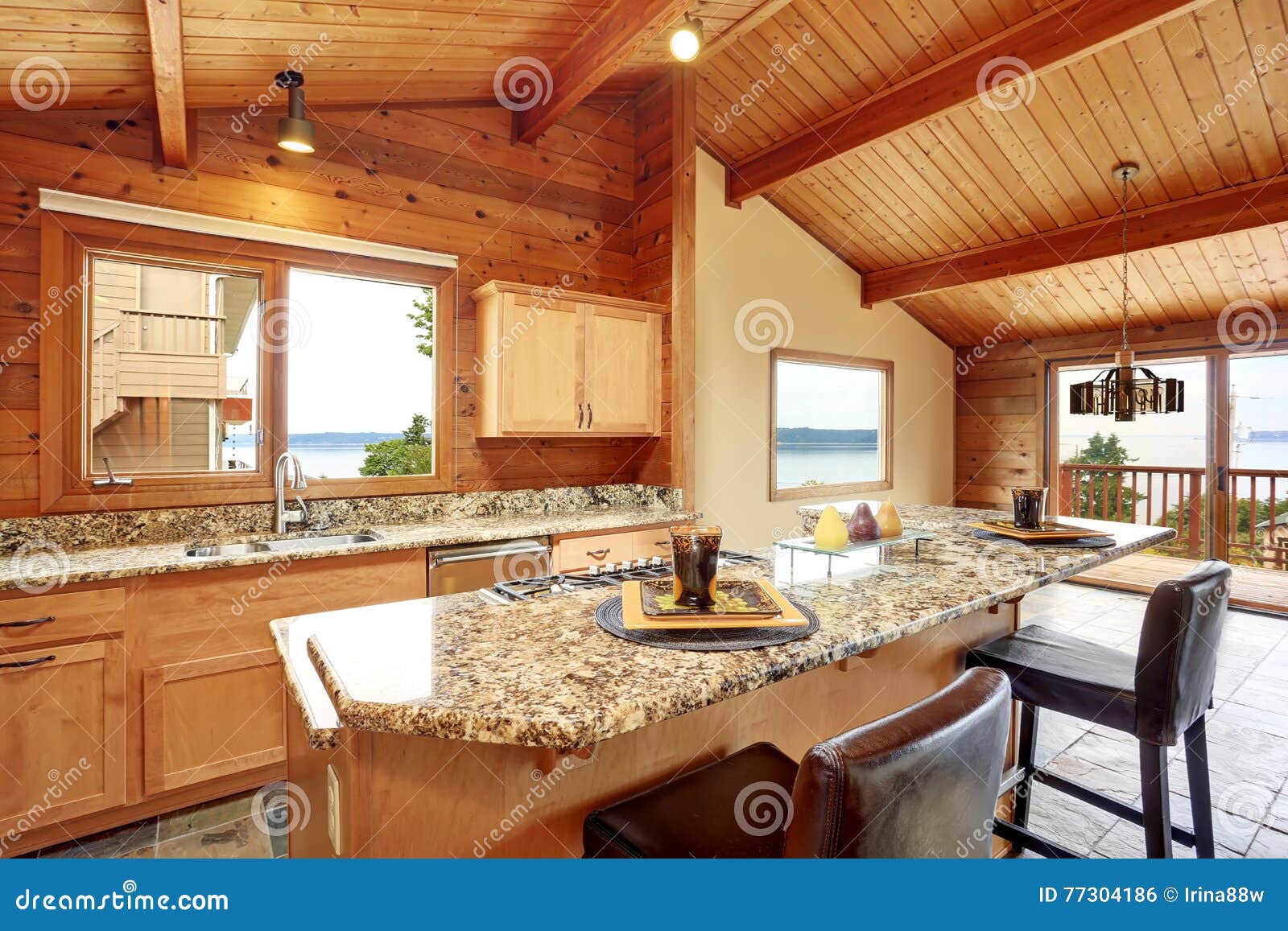Casa Di Legno Della Disposizione Con La Pianta Aperta Cucina Con Il ... Casa Di Legno Della Disposizione Con La Pianta Aperta Cucina Con Il ...
