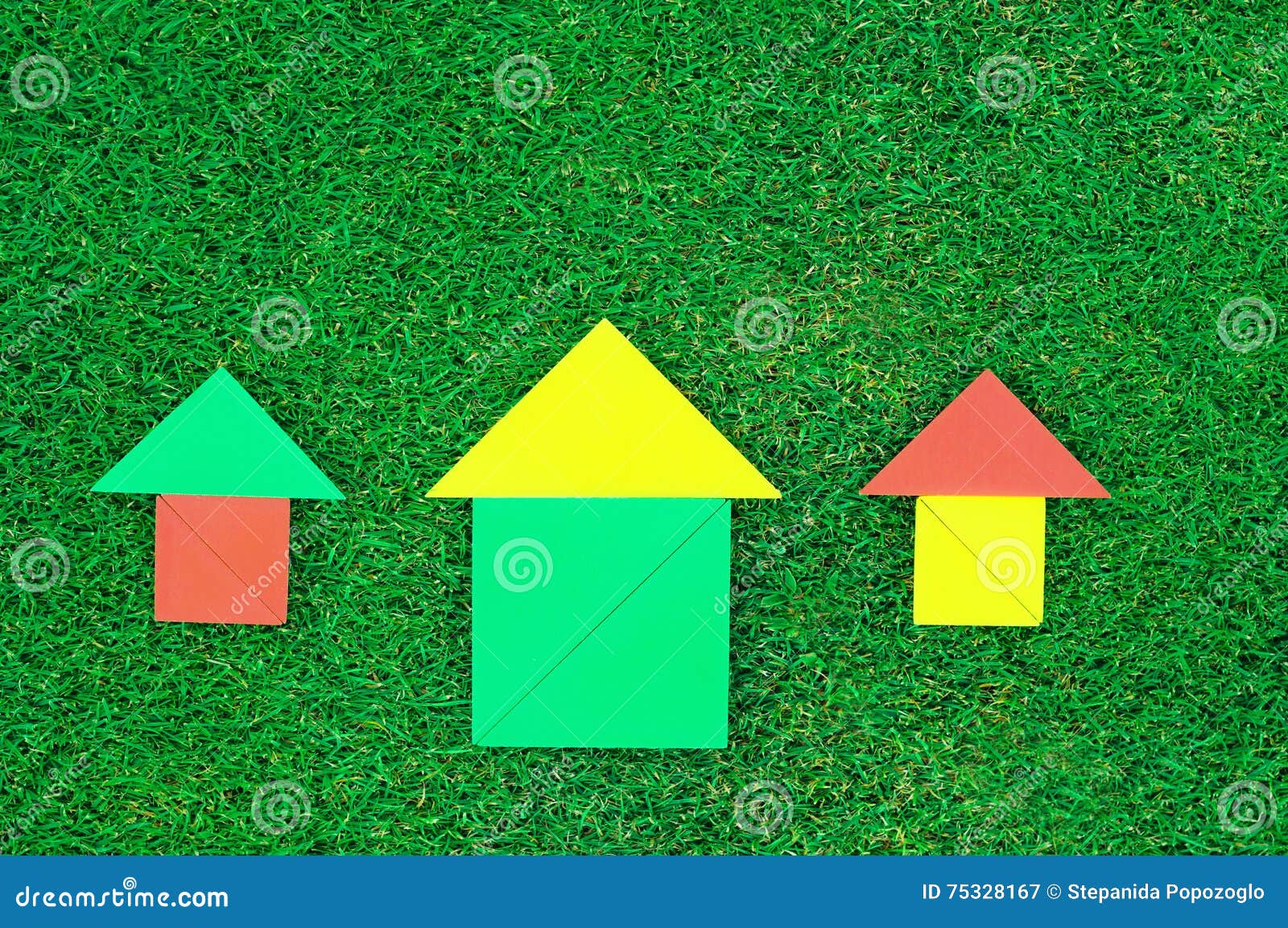 Casa E Sol Feitos De Figuras Do Tangram Imagem de Stock - Imagem de ...